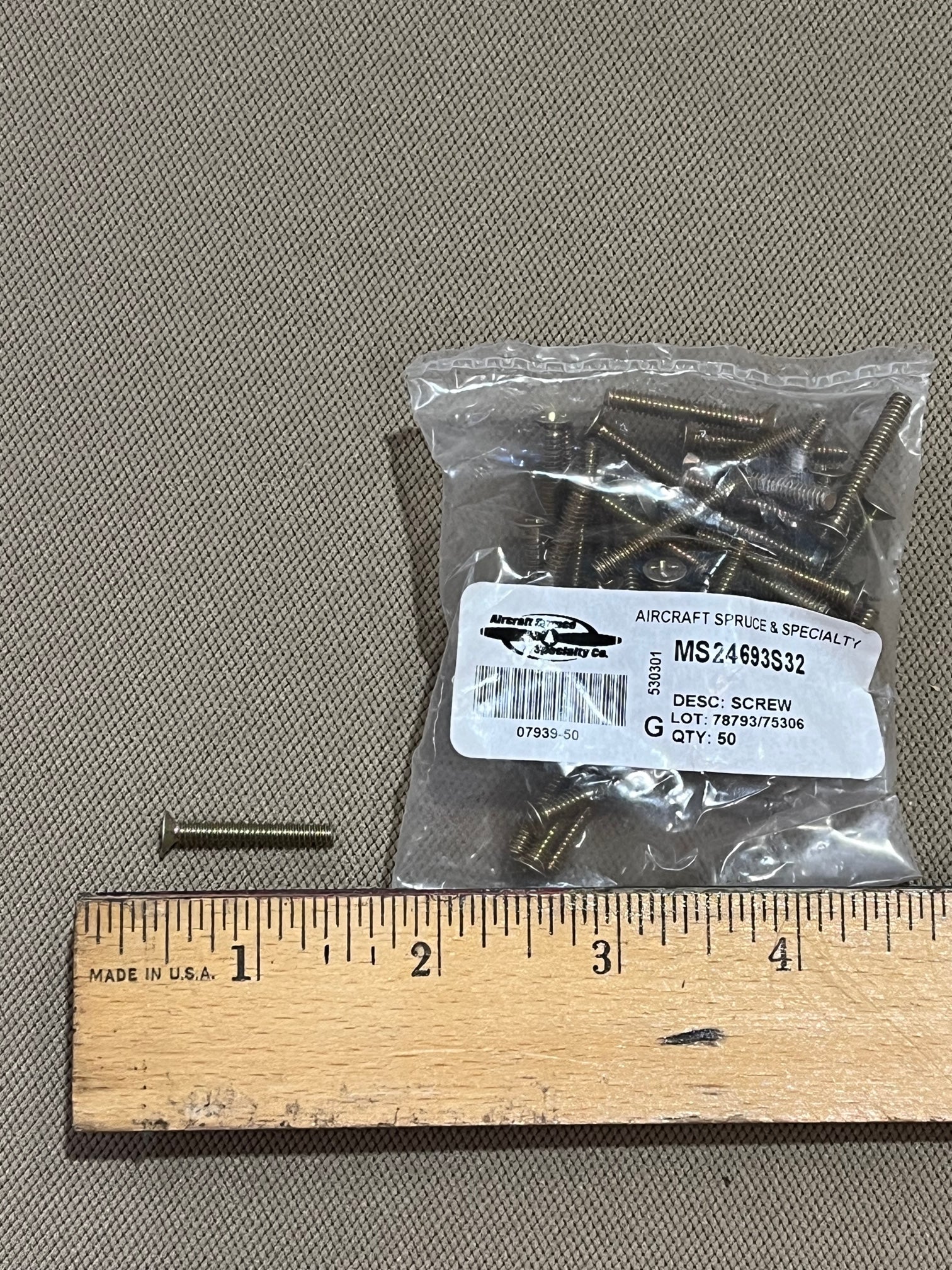 MS24693-S32 SCREW – Prestige Robinson Helicopter Parts