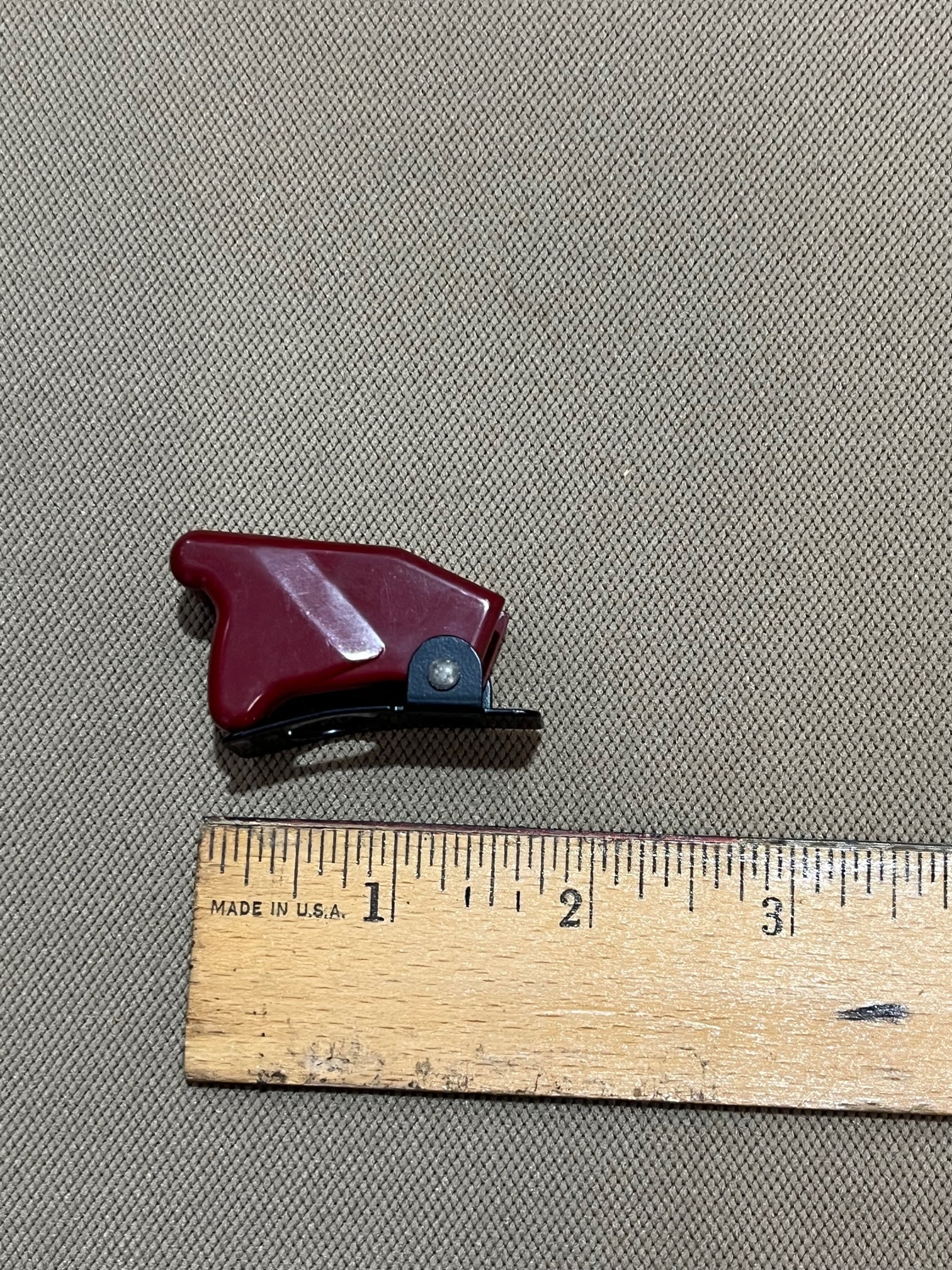 MS25224-1 SWITCH GUARD – Prestige Robinson Helicopter Parts