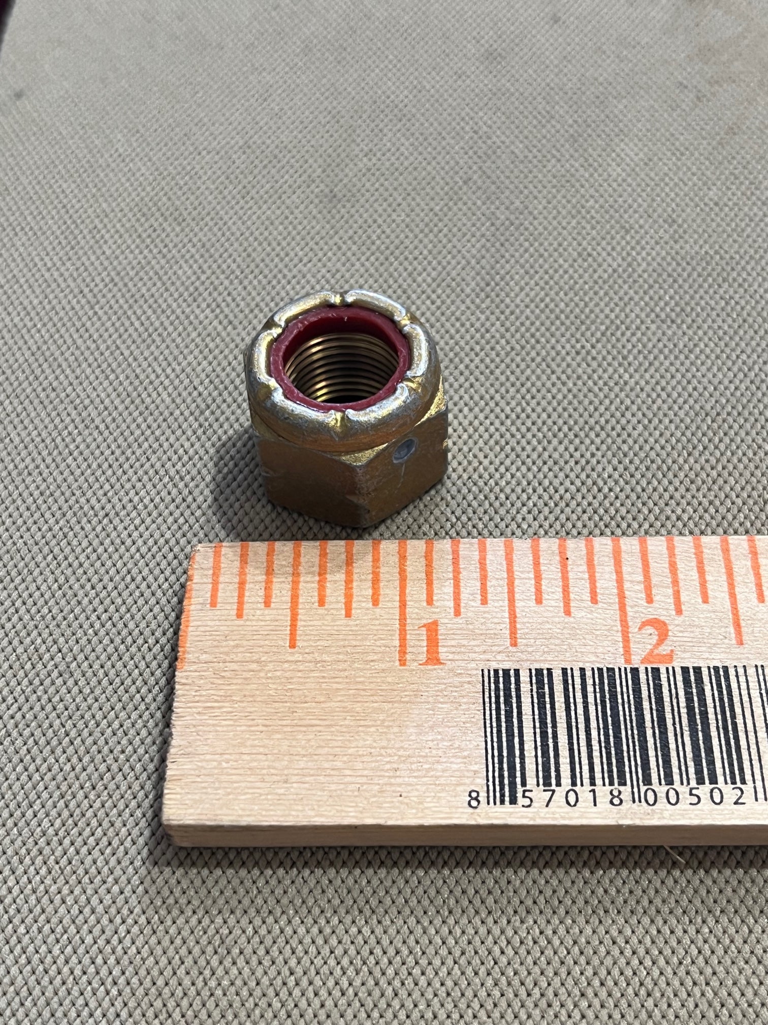 A189-10 NUT, TEETER – Prestige Robinson Helicopter Parts