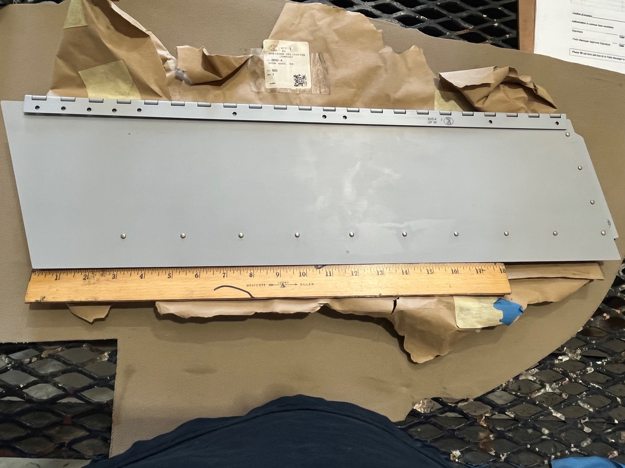 D042-4 DOOR ASSY – Prestige Robinson Helicopter Parts
