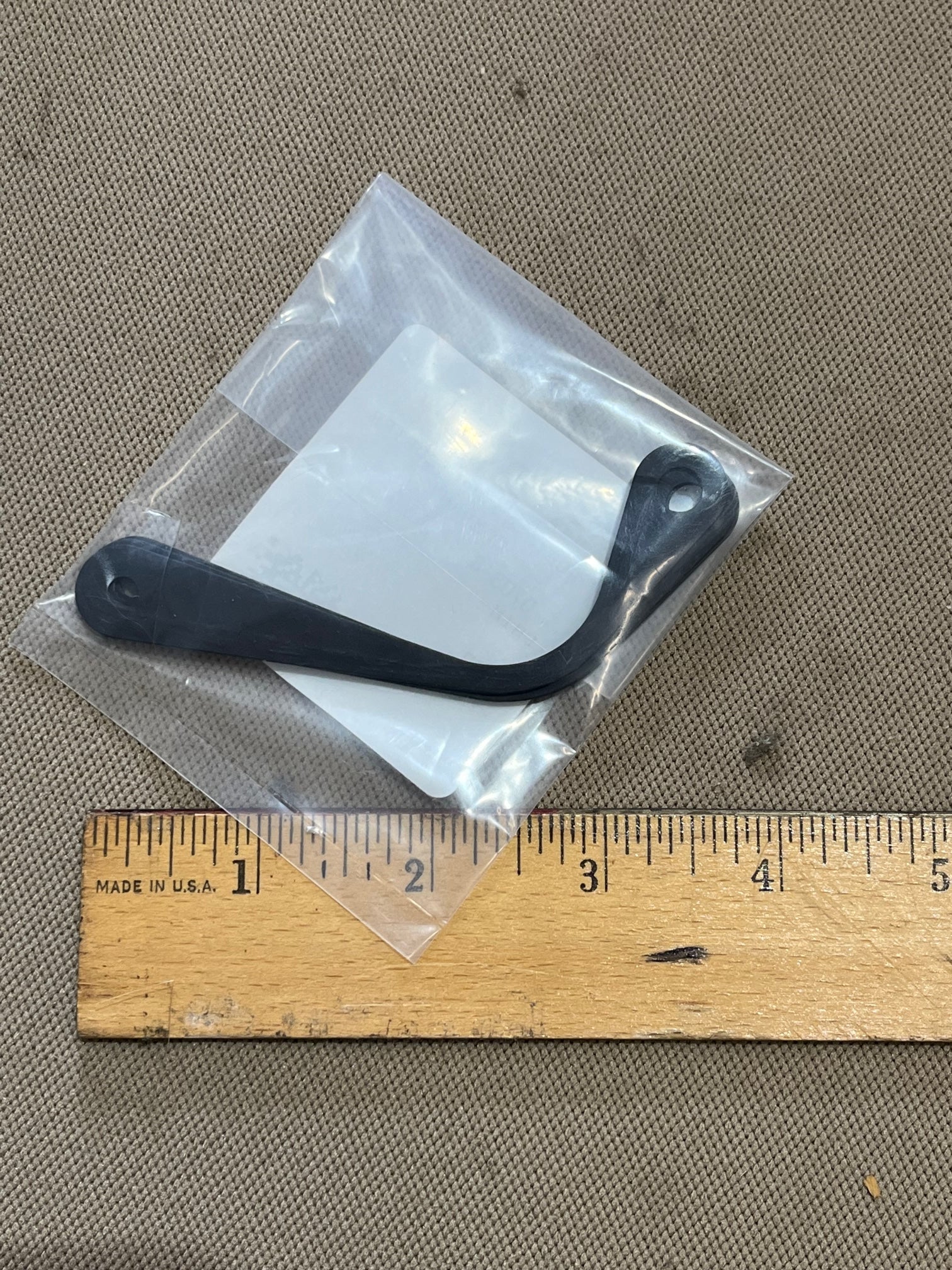 D703-8 BRACKET – Prestige Robinson Helicopter Parts